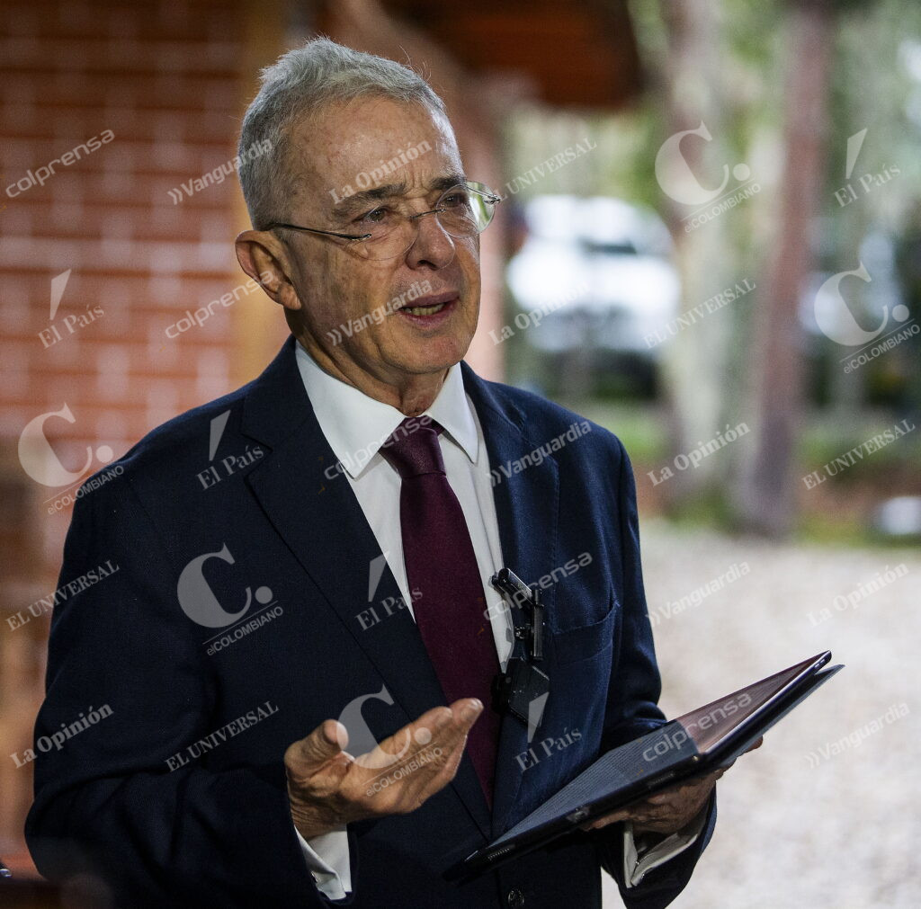 Álvaro Uribe Vélez - Colprensa