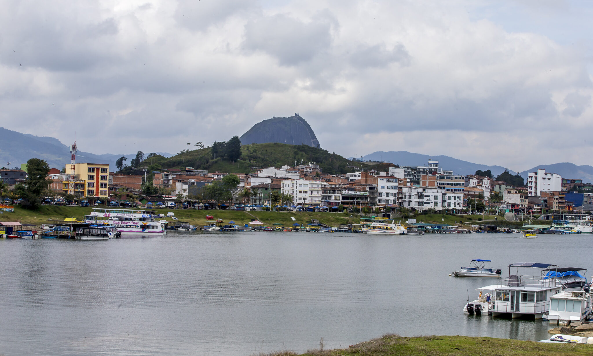 Embalse Peñol Guatapé - Colprensa